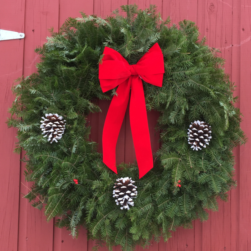 Traditional Wreath - 36